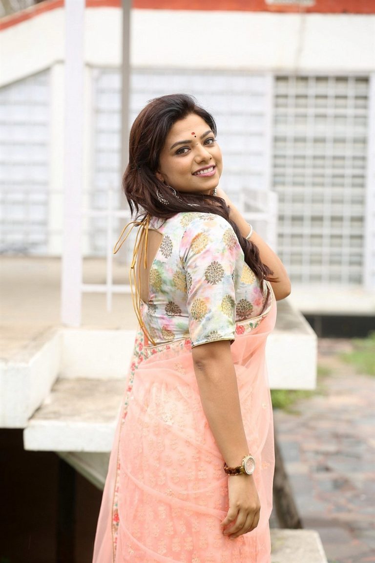 Fida Gill at Sri Monica Sravanti Art Productions New Movie Opening ...