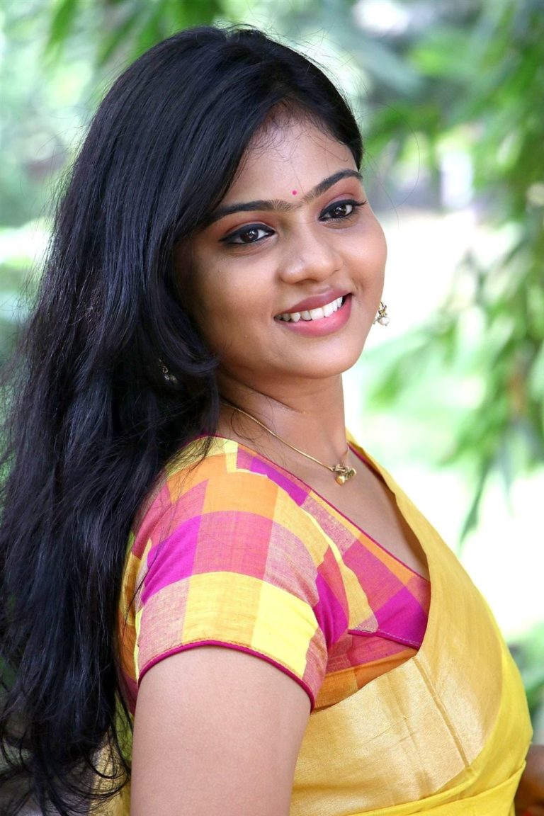 Meghna stills in saree at Veerapuram 220 Movie Audio Launch - South ...