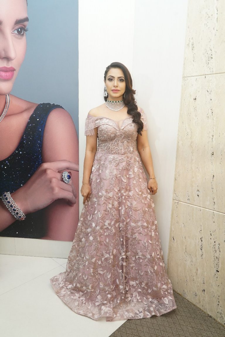 TBZ The Original new festive collections unveiled by Filmy Celebrities ...