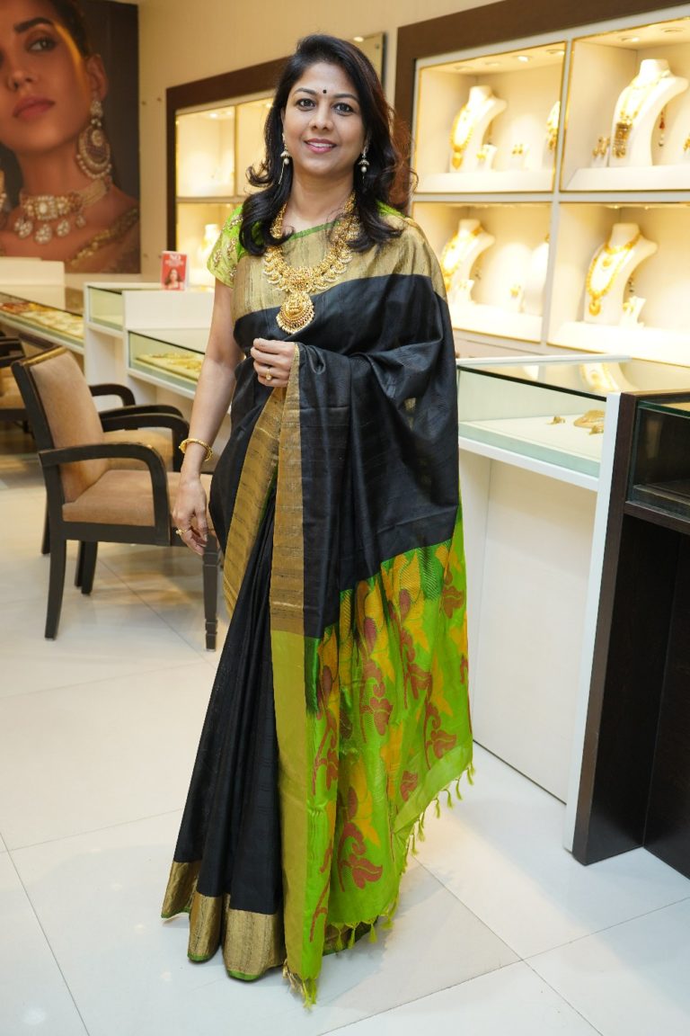 TBZ The Original new festive collections unveiled by Filmy Celebrities ...