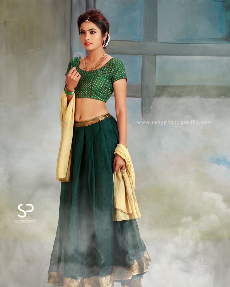 Zoya Mirza photoshoot stills by Seny P Arukattu - South Indian Actress
