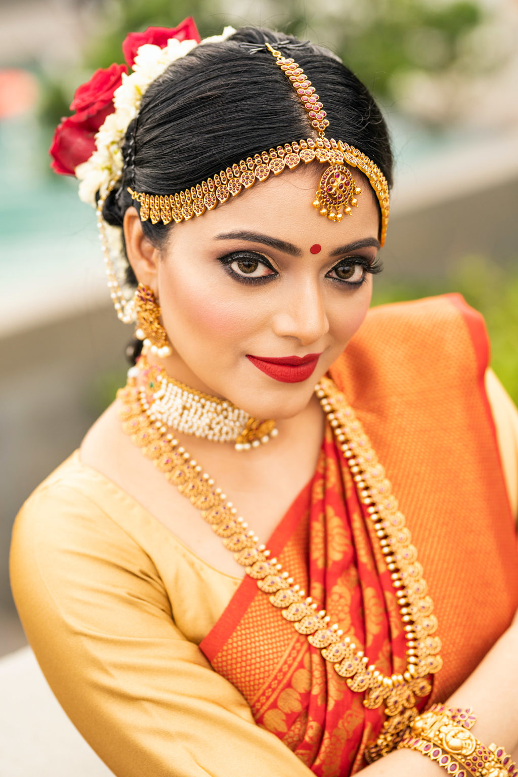 Janani Iyer beautiful stills in bridal wear – South Indian Actress