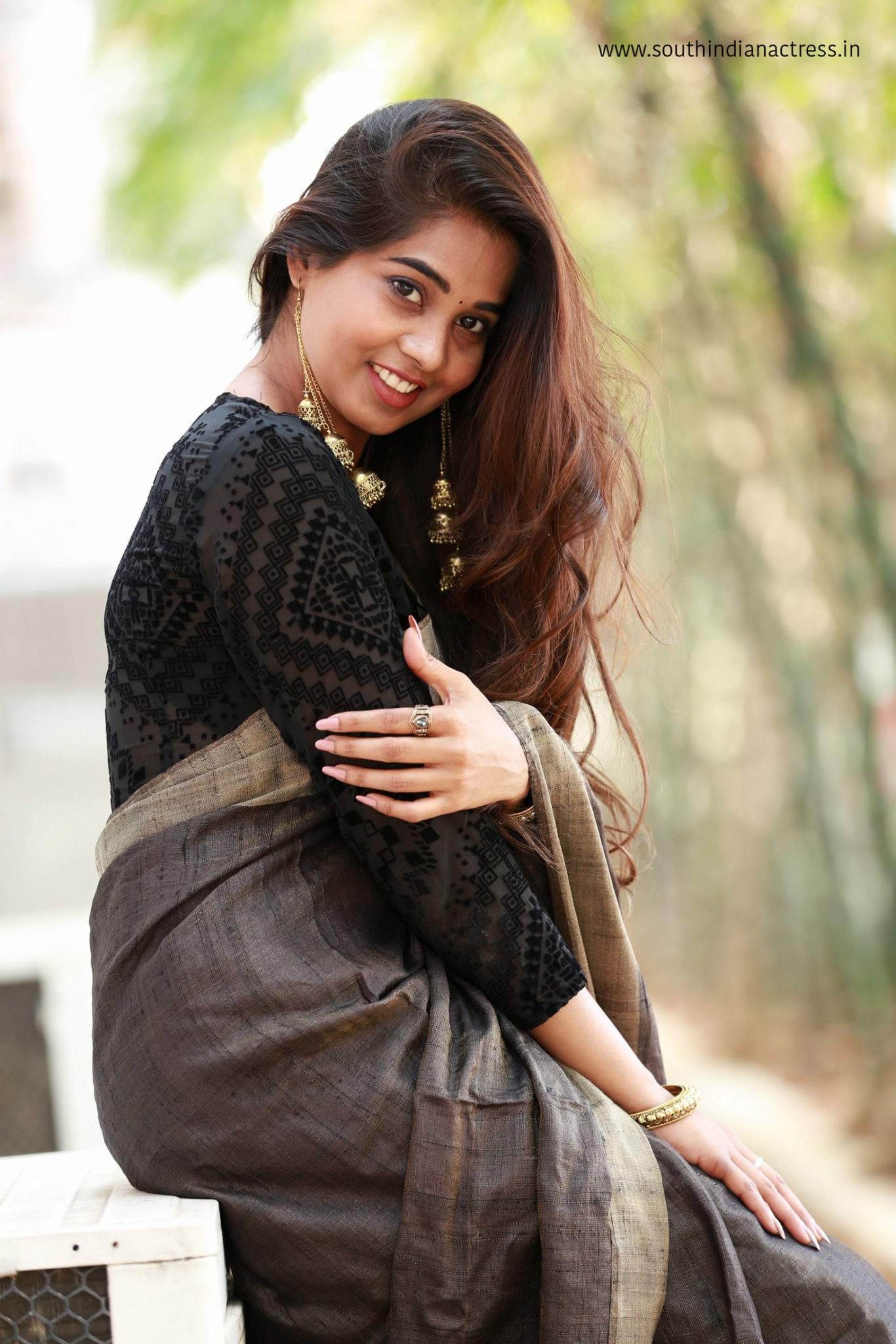 Lakshmi Jay in handloom saree stills - South Indian Actress