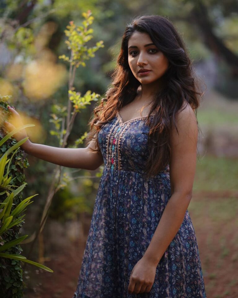 Mirna Menon photoshoot stills by Jees John Photography