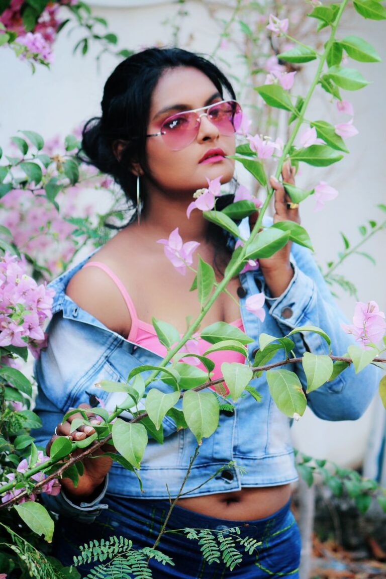 Pooja Ramakrishnan sizzling hot photoshoot stills - South Indian Actress