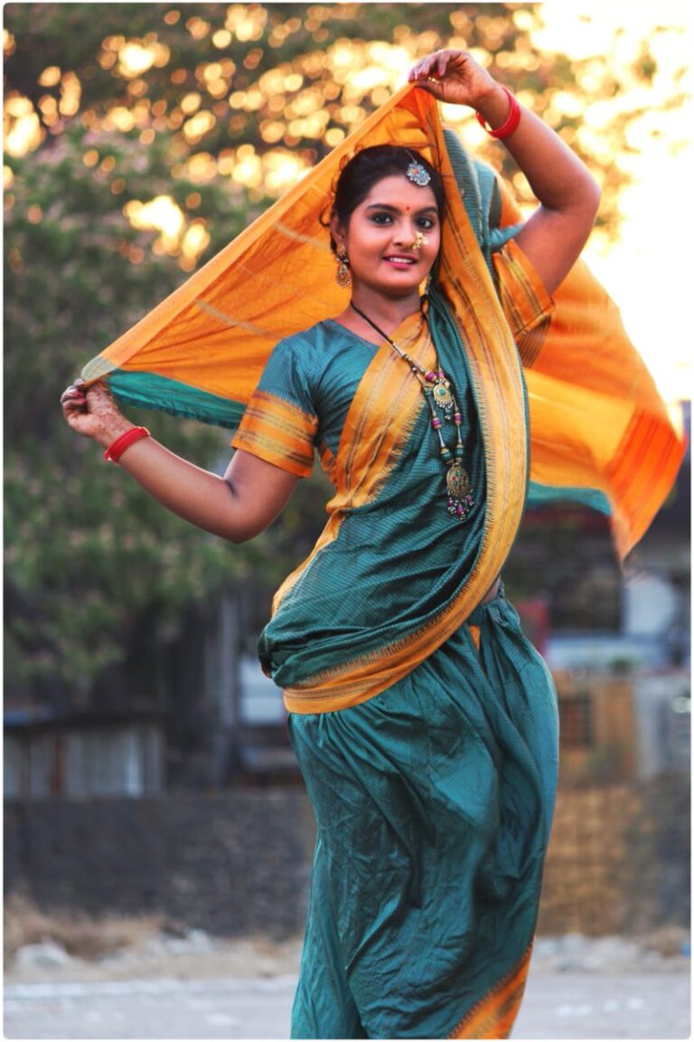 Pooja Ramakrishnan sizzling hot photoshoot stills - South Indian Actress