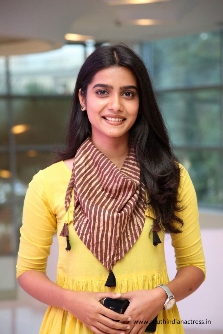 Gouri Priya Reddy stills at Mail movie Pre Release - South Indian Actress