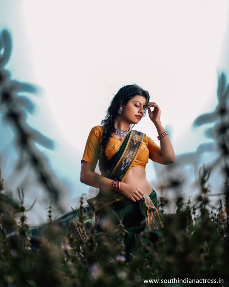 Sasha Singh as Fisher Woman photoshoot stills - South Indian Actress