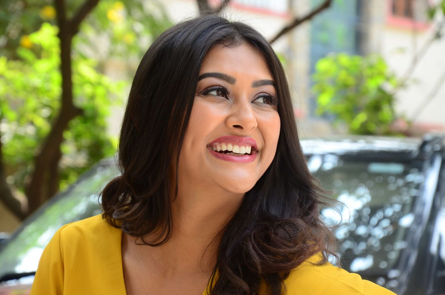 Pooja Jhaveri stills at Bangaru Bullodu Movie Interview