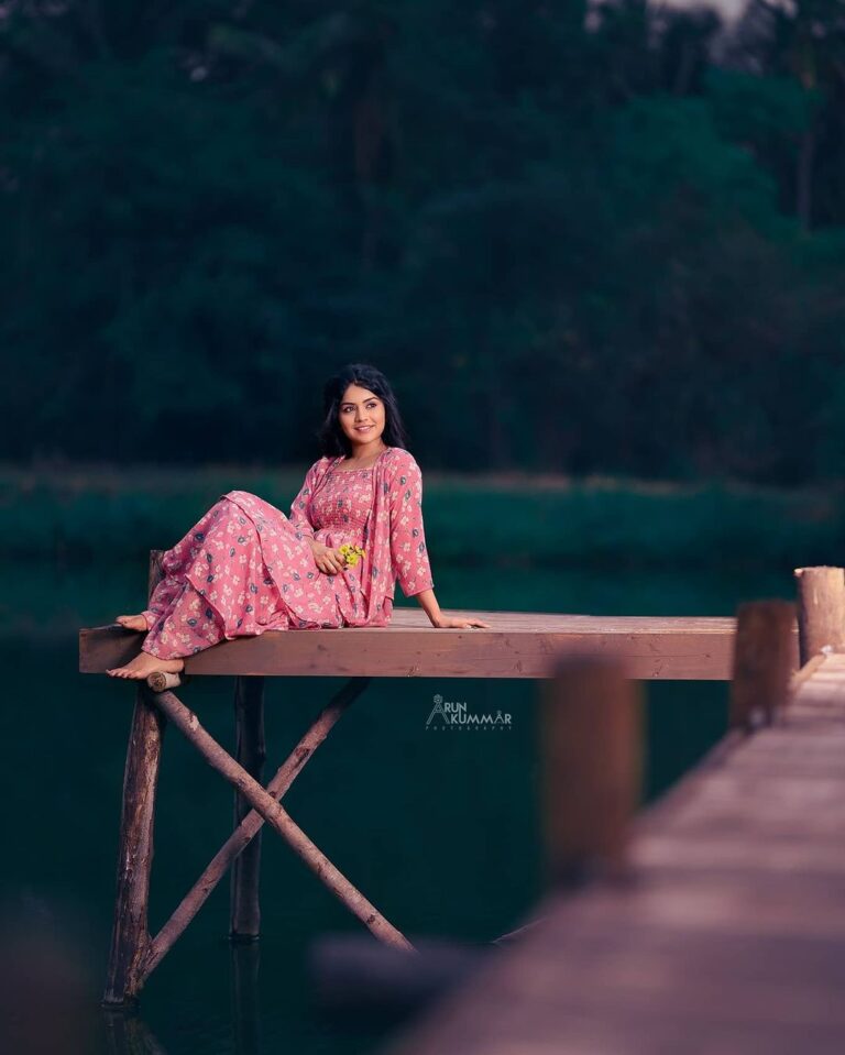 Megha Shetty looks beautiful in her latest photoshoot
