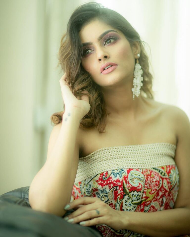 Subalakshmi Rangan elegant photoshoot stills - South Indian Actress