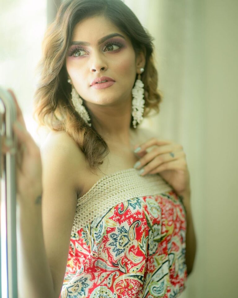 Subalakshmi Rangan elegant photoshoot stills - South Indian Actress