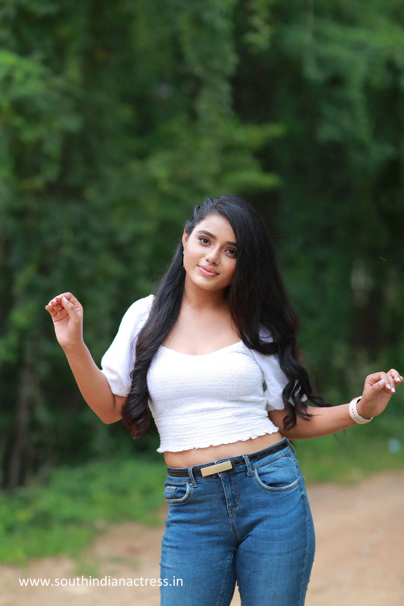 Sumaya Reddy latest Glam HD stills - South Indian Actress
