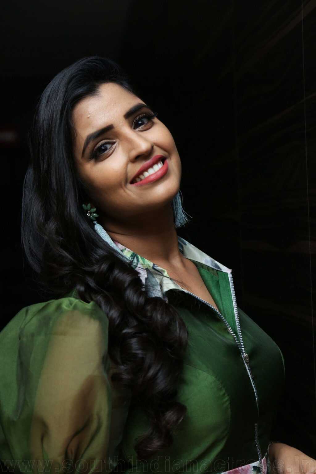 Anchor Syamala at Manchi Rojulochaie Pre Release - South Indian Actress