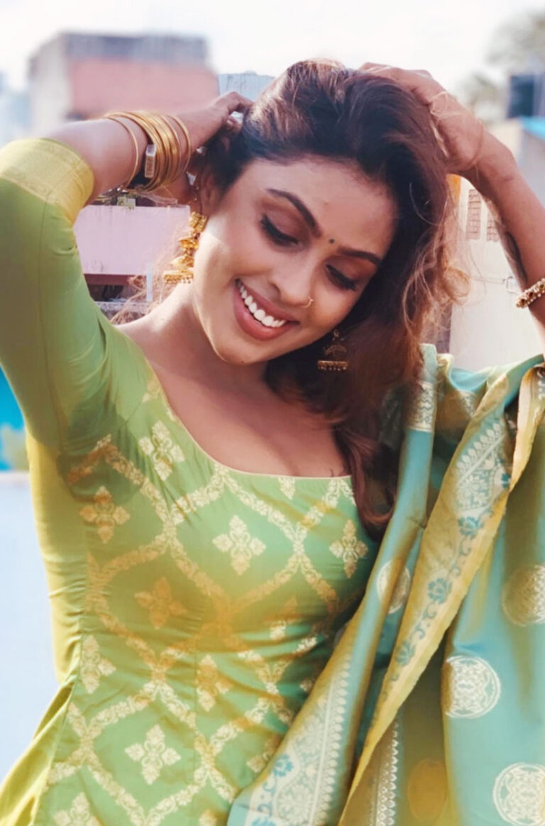 Sri Nikha hot stills in green salwar – South Indian Actress