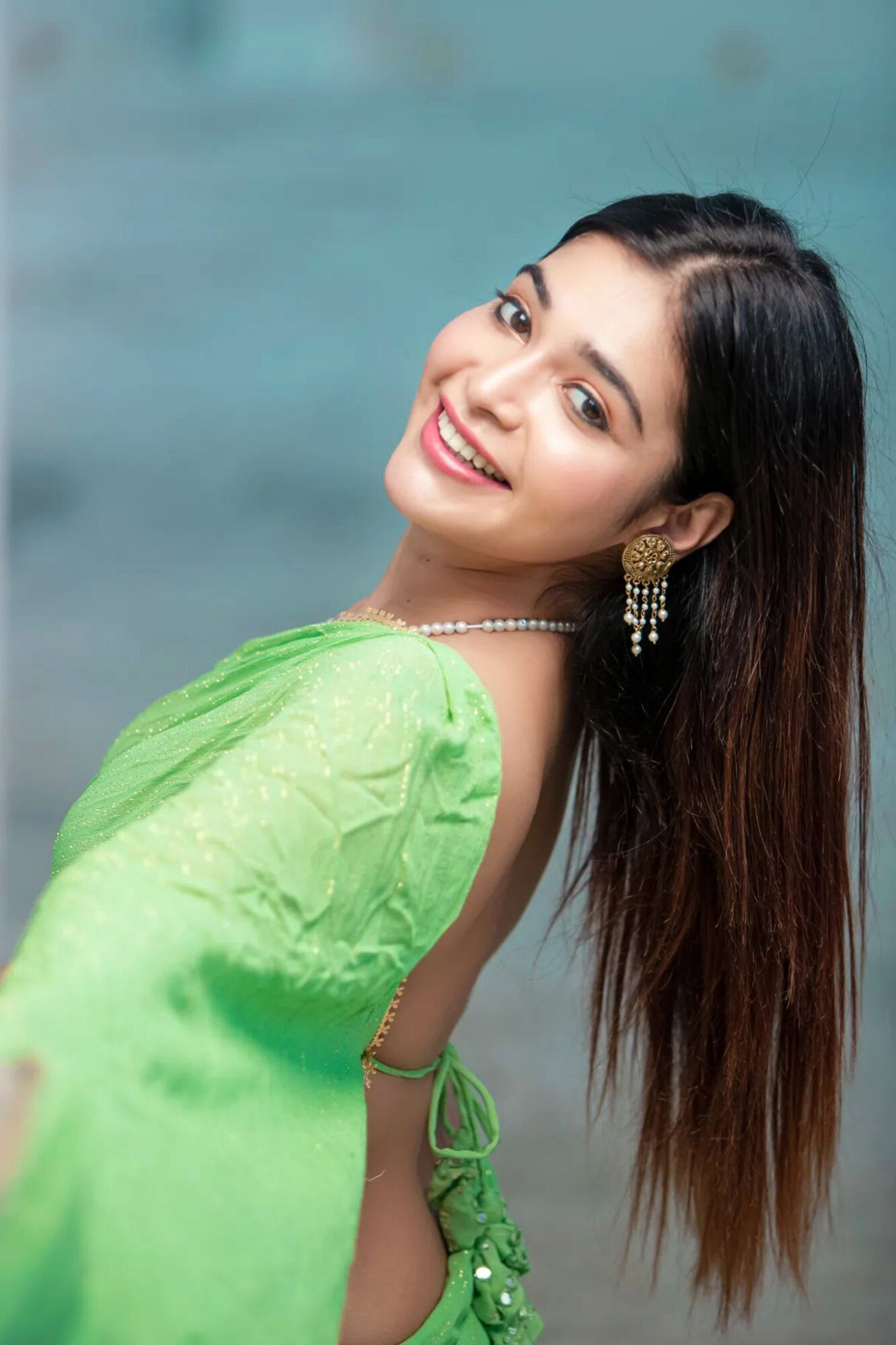 Dharsha Gupta stunning in green saree photos - South Indian Actress