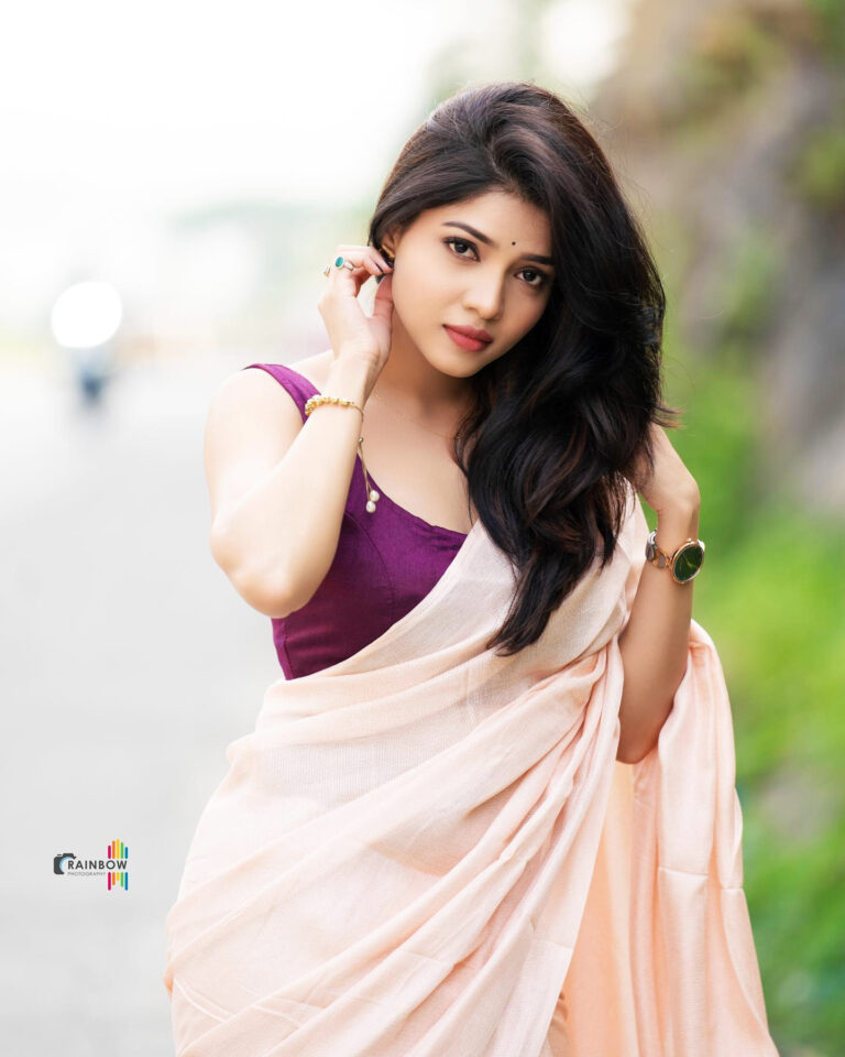 Kaashima Rafi latest photoshoot stills in saree - South Indian Actress