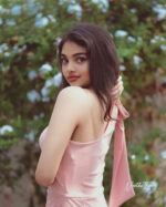Aneena Angala Joseph stills in pink outfit - South Indian Actress