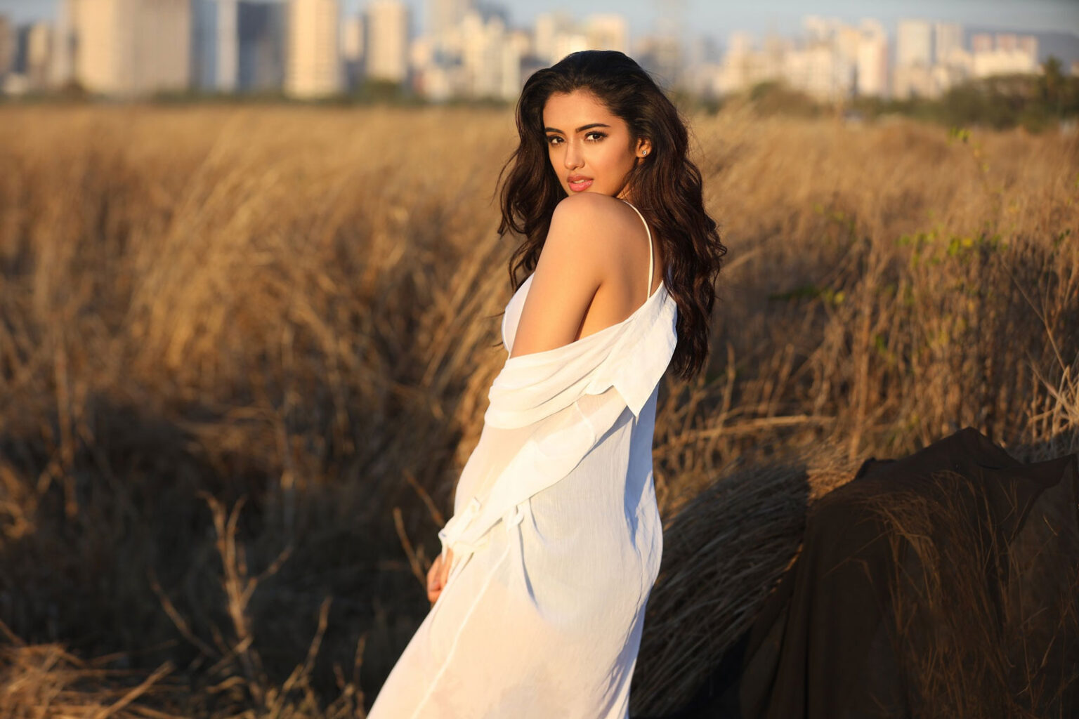 Malvika Sharma sizzling photoshoot stills - South Indian Actress