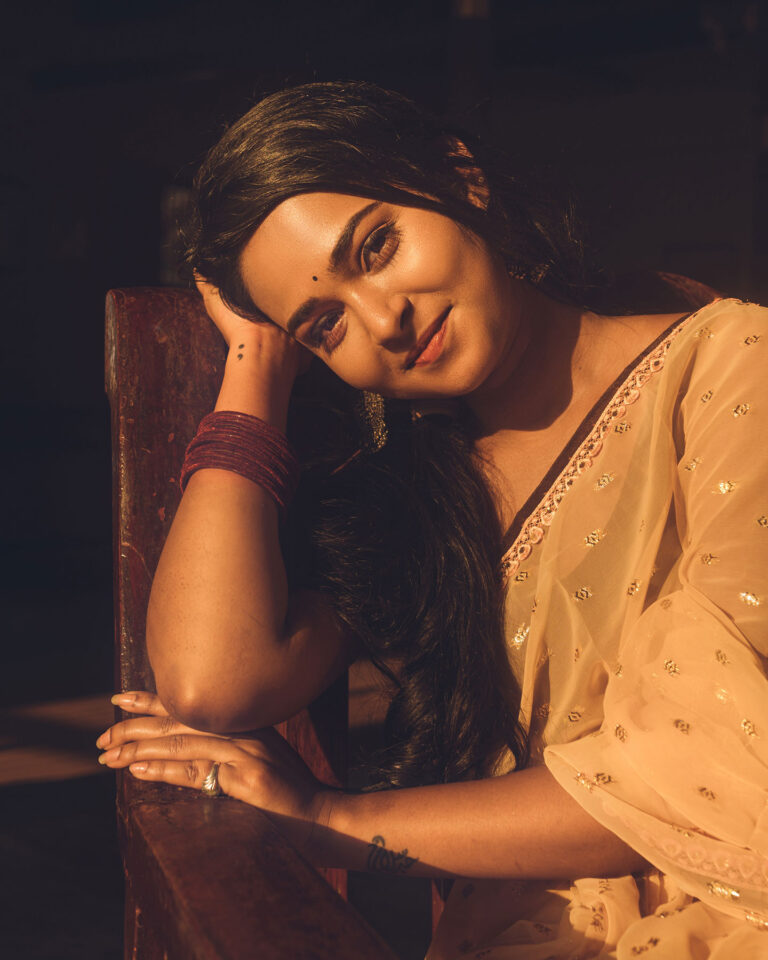 Bhavana Lasya mesmerising stills in saree - South Indian Actress