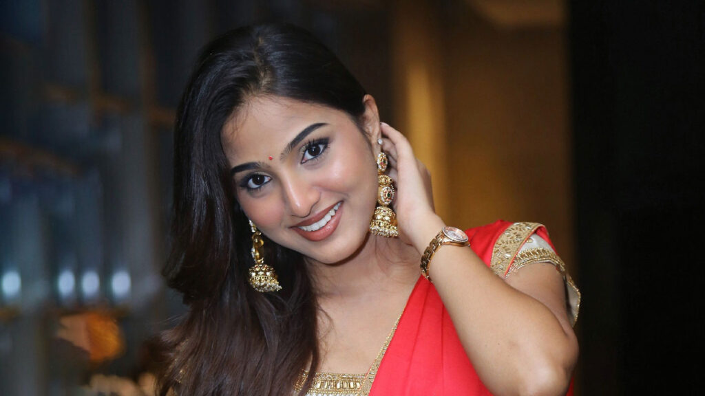 Pranavi Manukonda at Slumdog Husband Pre release Event - South Indian ...