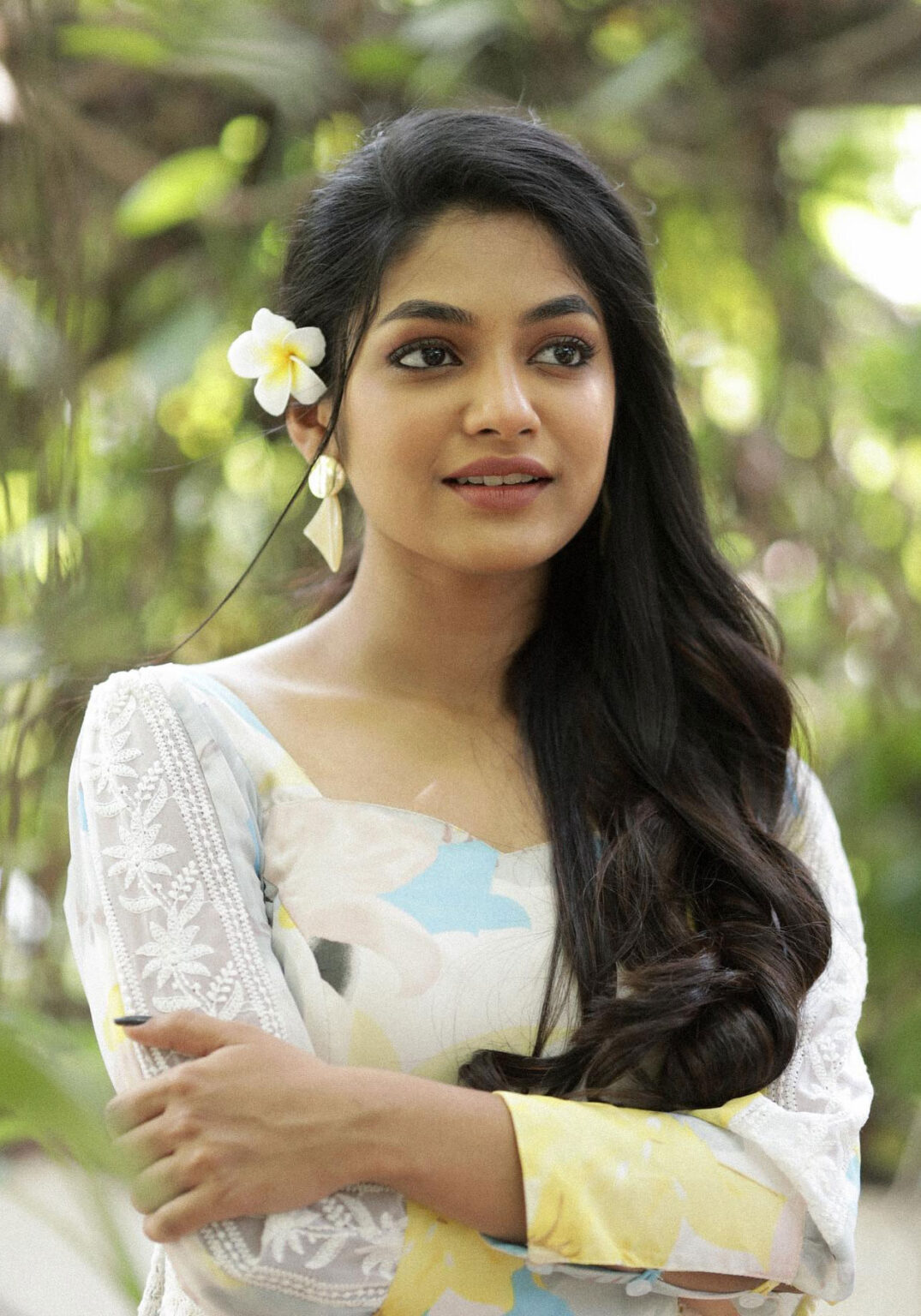 Ivana in Label Swarupa outfit - South Indian Actress