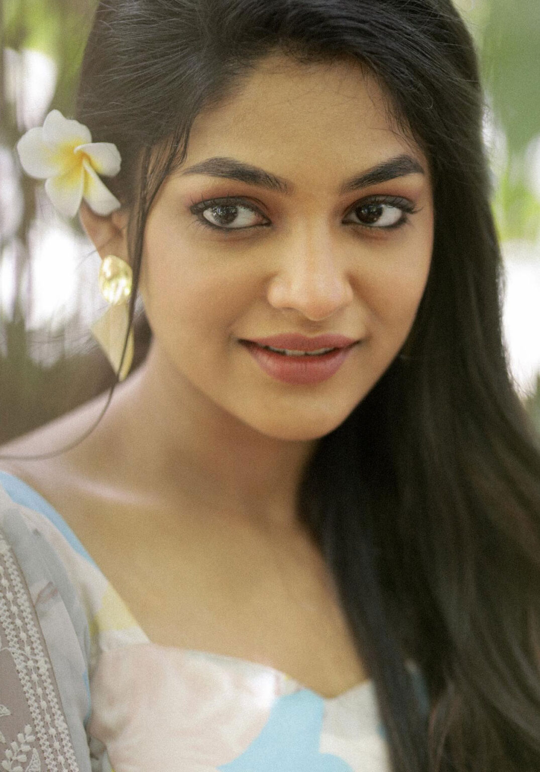 Ivana in Label Swarupa outfit - South Indian Actress