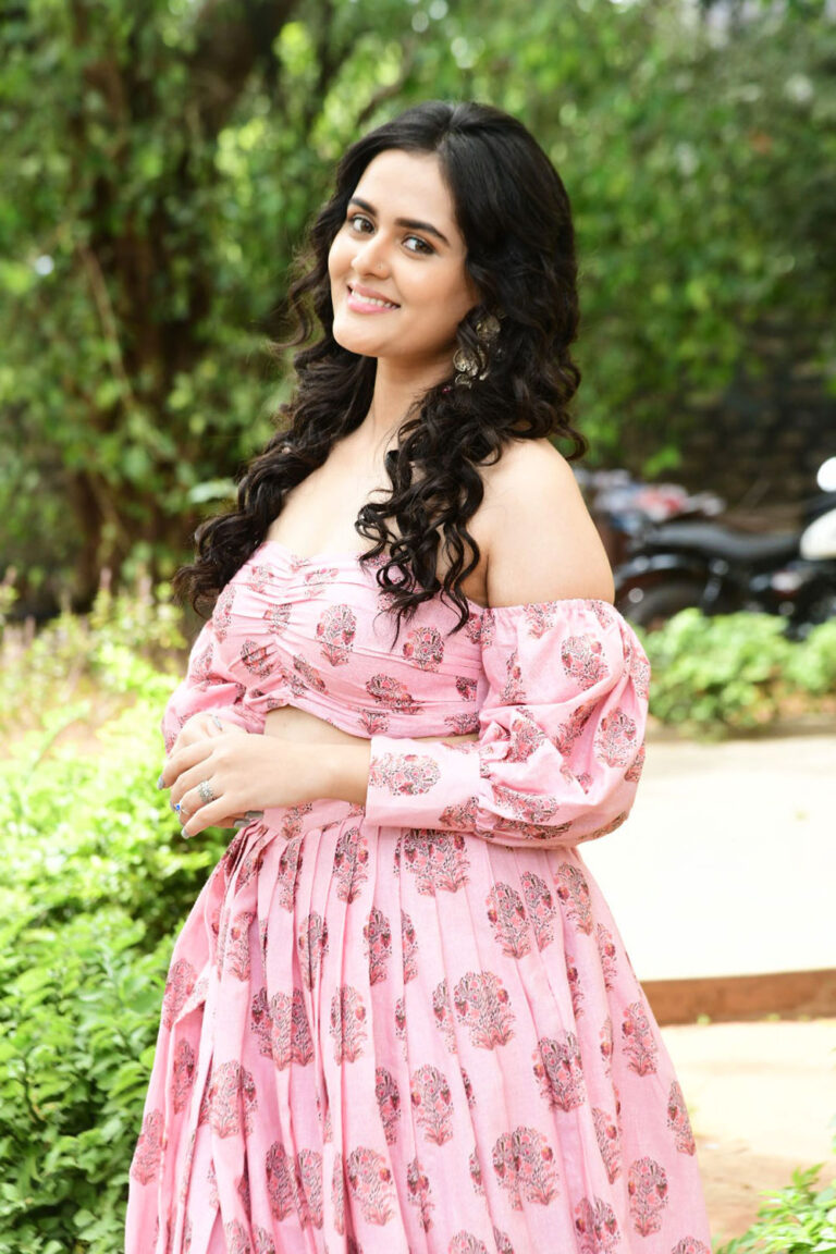 Tanvi Negi stills at Votu Movie Teaser launch - South Indian Actress