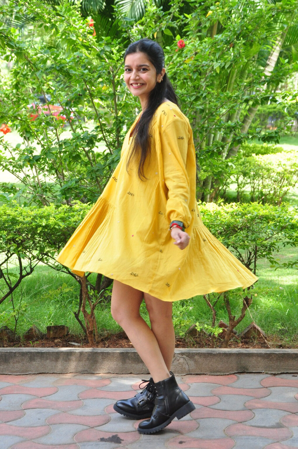 Swathi Reddy stills at Month of Madhu success meet - South Indian Actress