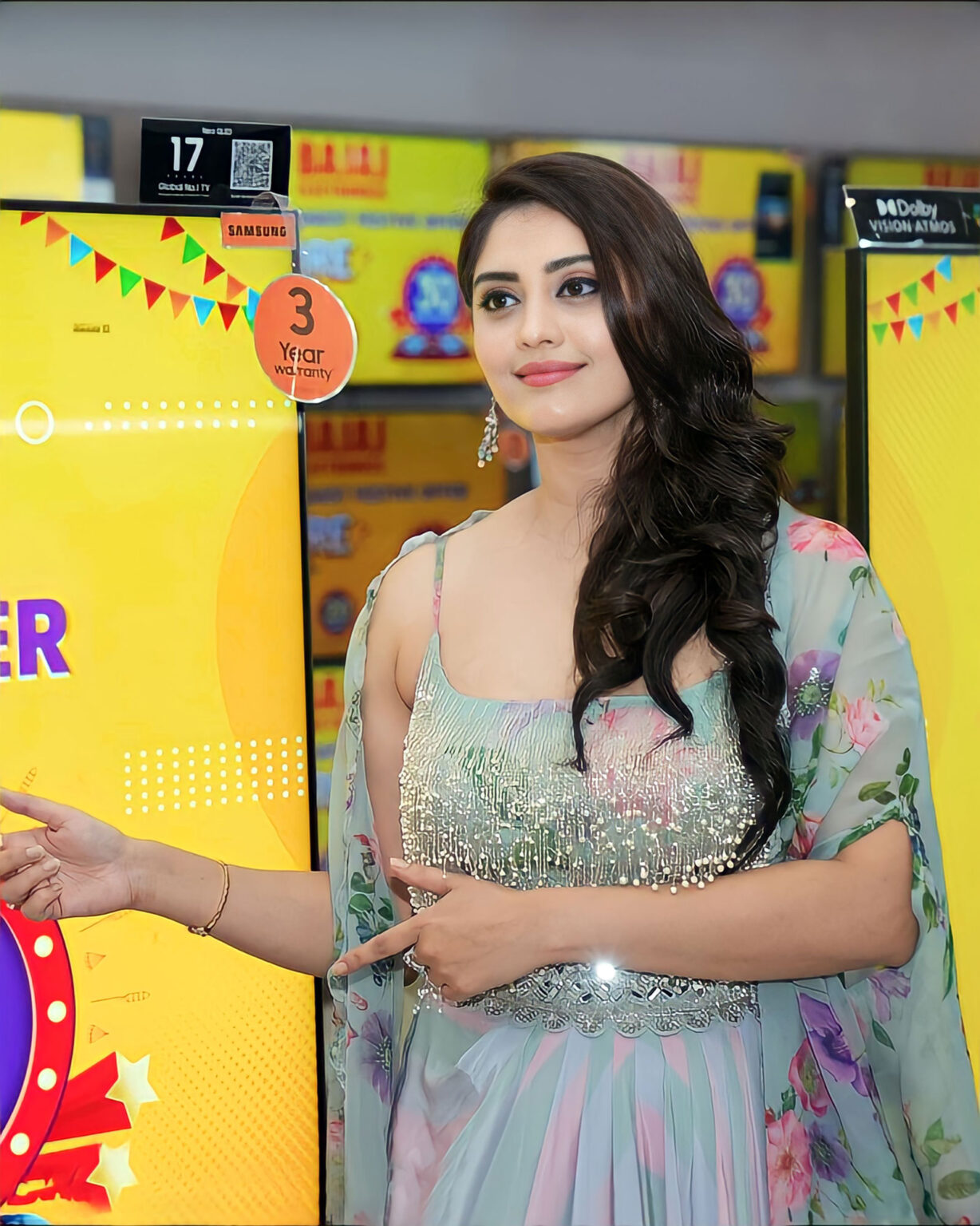 Surbhi Puranik stills at Bajaj Electronics Lucky Draw - South Indian ...