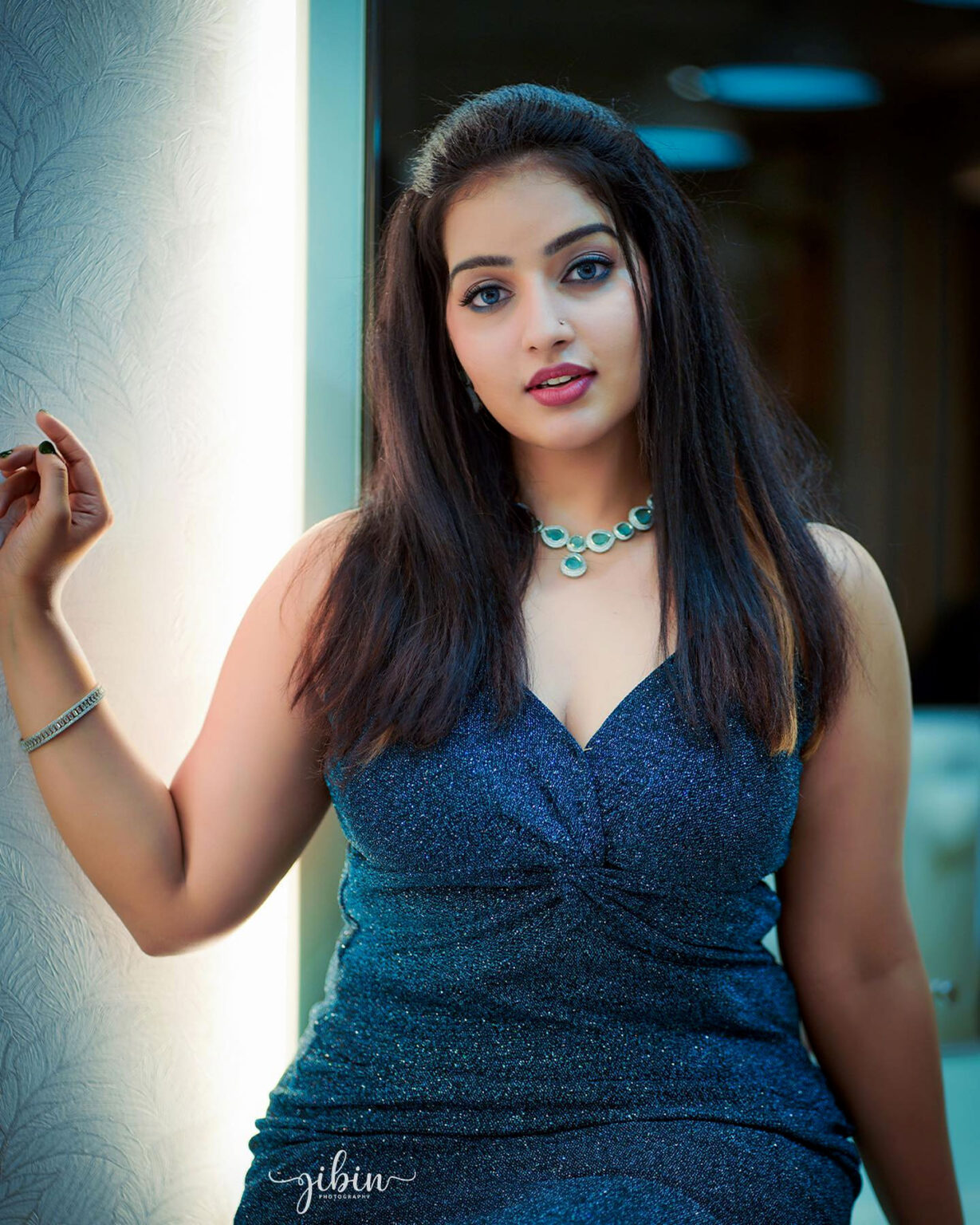 Malavika Menon sizzles in bodycon gown - South Indian Actress