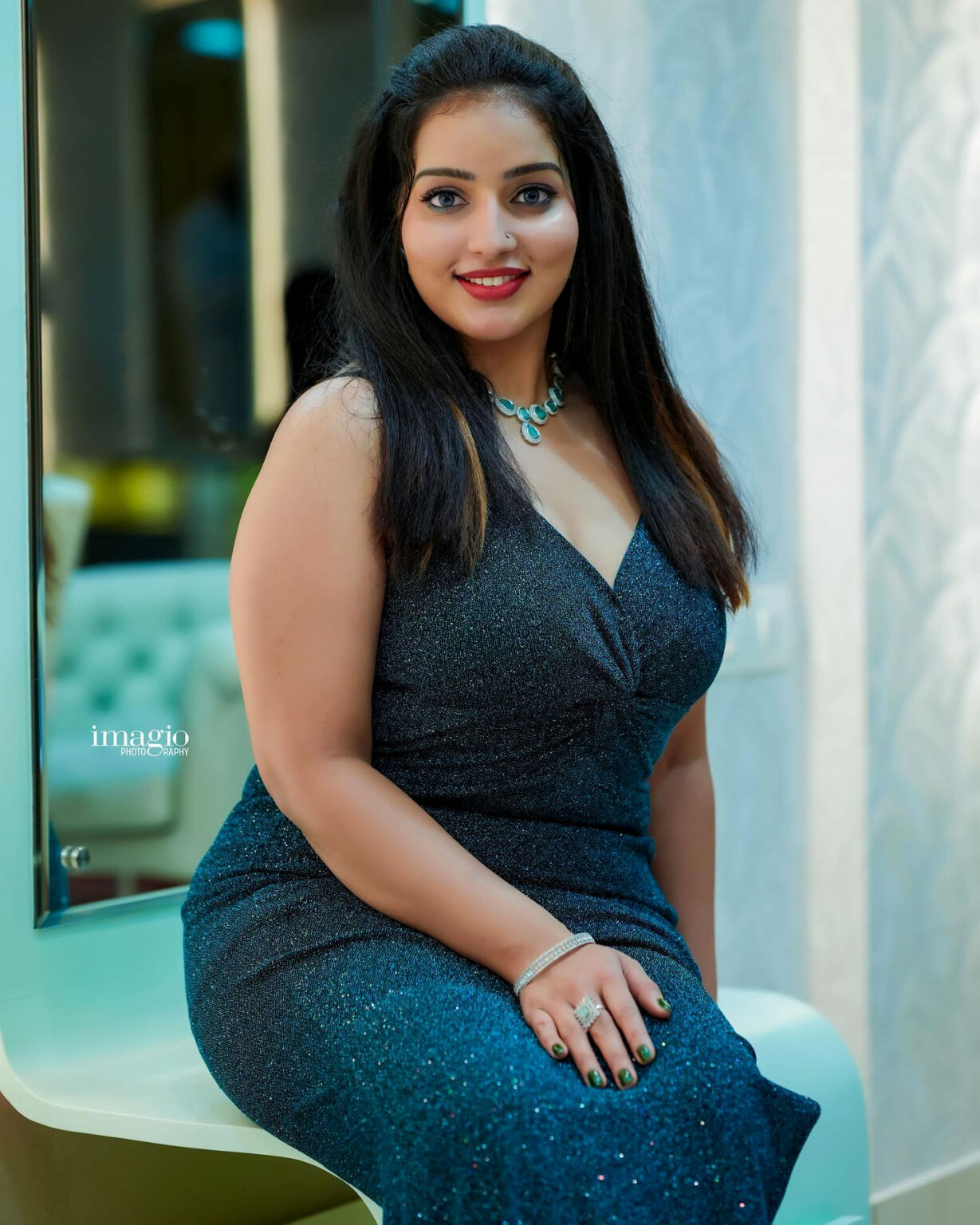 Malavika Menon sizzles in bodycon gown - South Indian Actress