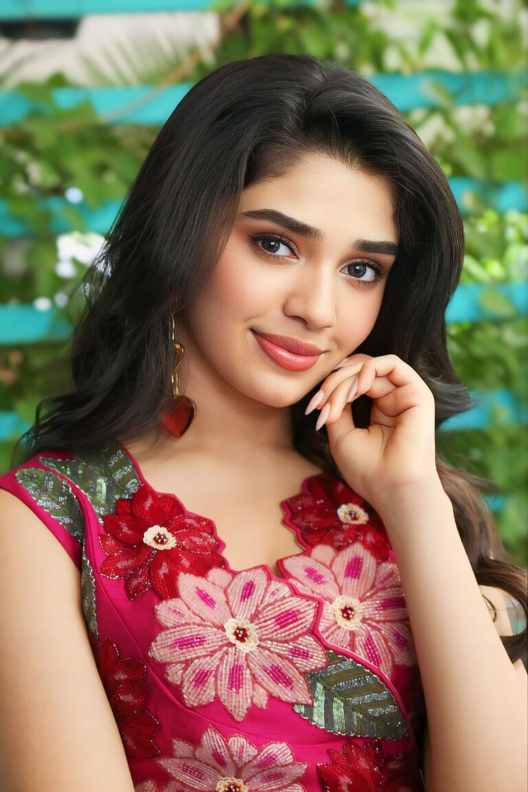 Krithi Shetty photos at Manamey movie interview - South Indian Actress