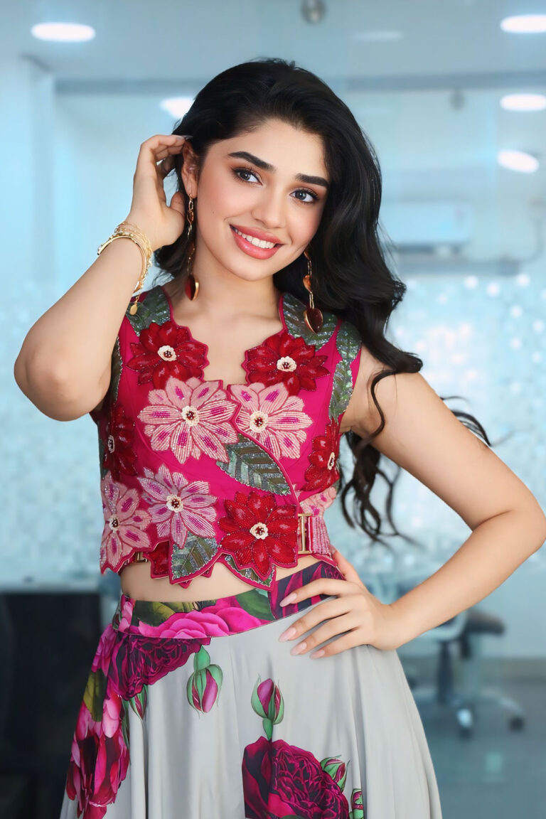 Krithi Shetty photos at Manamey movie interview - South Indian Actress