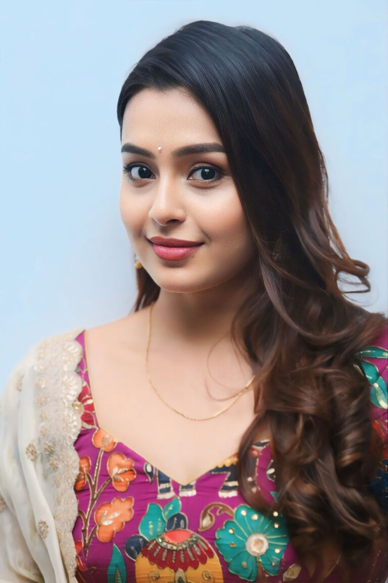 Mokksha at Alanati Ramachandrudu movie press meet - South Indian Actress