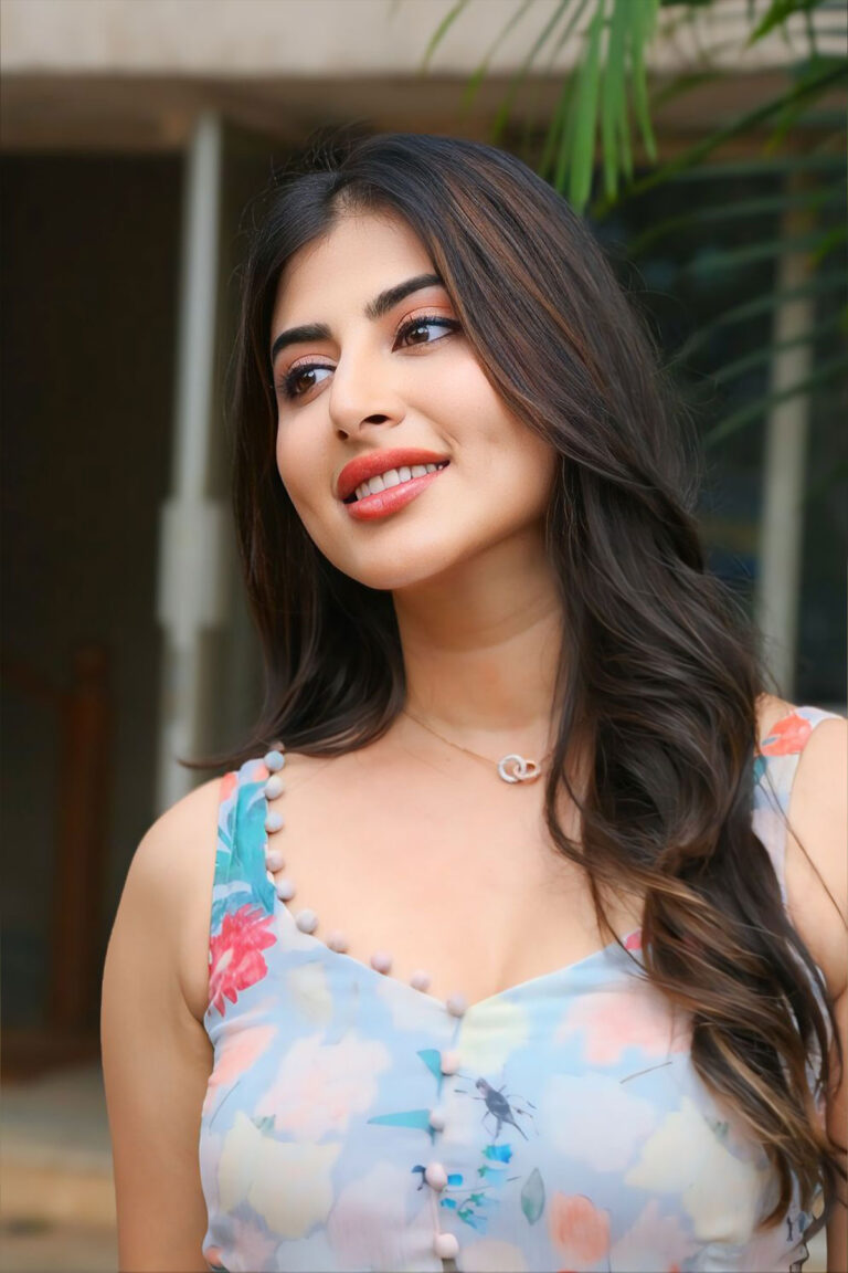 Shweta Avasthi stills at Solo Boy movie song launch - South Indian Actress