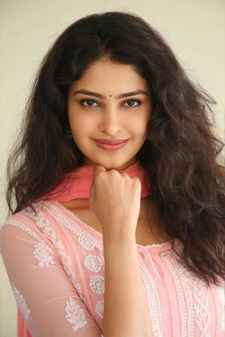 Manasa Varanasi stills at Devaki Nandana Vasudeva movie interview